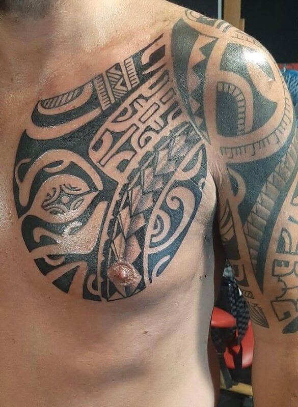Dövmeciler Tribal Art di Roberto Fiorentino, Napoli, foto