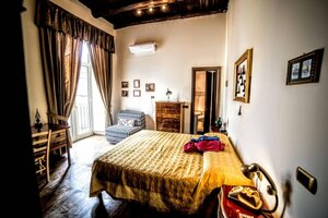 San Gennaro Bed (Via Tribunali No:138, Naples), otel  Napoli'den