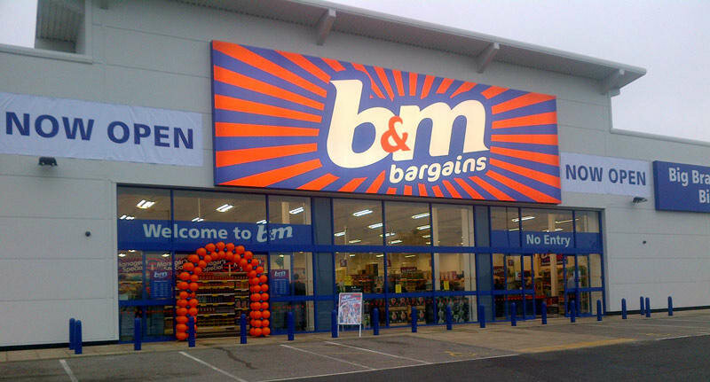 Şans oyunları B&m Store, İngiltere, foto