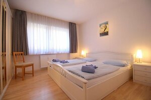 Lindenschlösschen & Schlossgarten (Bavaria, Garmisch-Partenkirchen, Lazarettstraße), otel  Garmisch‑Partenkirchen'den
