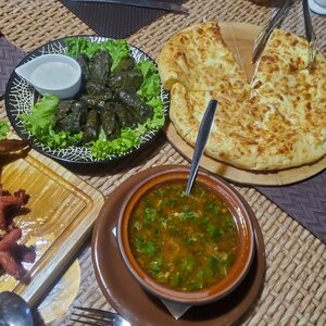 Sakartvelo Taraz (Ybyraıym Súleımenov kóshesi No:16, Taraz), restoran  Taraz'dan