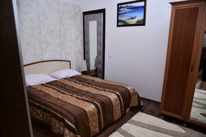 National (Davit Agmanenebeli Avenue No:375, Kobuleti), otel  Kabuletti'den