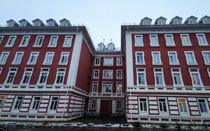 Казармы завода Красный Перекоп (Kalmykovykh Street No:6), turistik yerler  Yaroslavl'dan