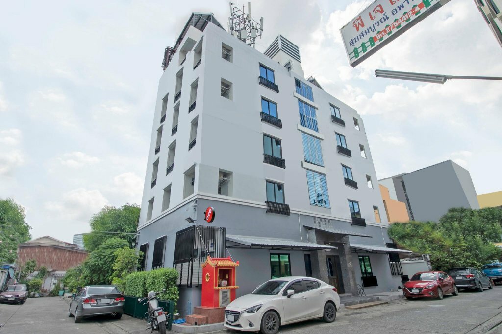Otel Oyo 818 Suksomboon Residence, Bangkok, foto