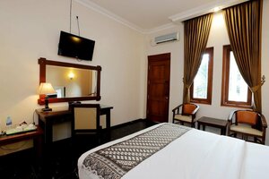 Super Oyo Oyo Capital O 514 Omah Pari Boutique Hotel (Yogyakarta City, Jl. Alun Alun Utara), otel  Yogyakarta'dan