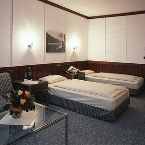 Hotel Asgard (Bavaria, Augsburg, Augsburger Straße, 130), otel  Bavyera'dan