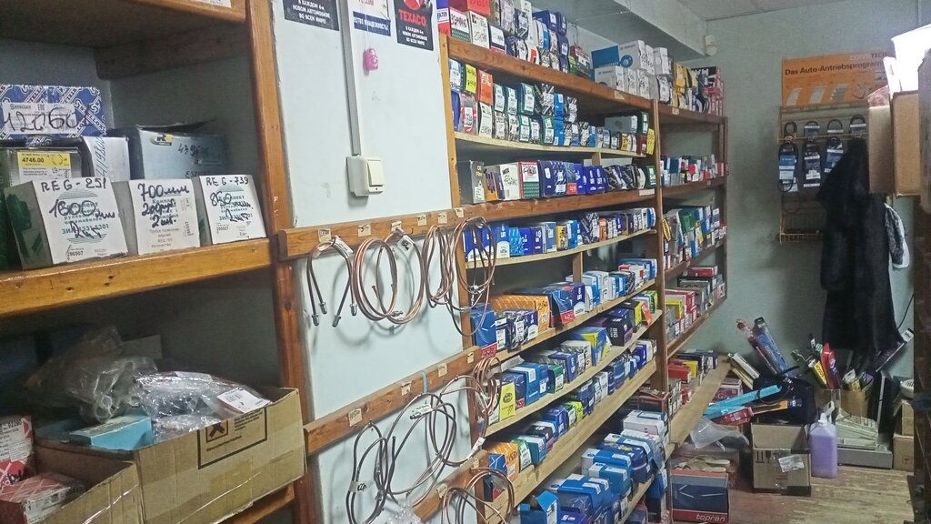 Otomobil yedek parçaları Magazin Bi Bi, Tixvin, foto