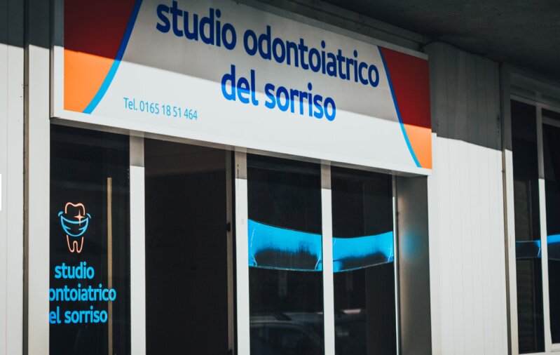 Özel ağız ve diş sağlığı klinikleri ve muayenehaneleri Studio Odontoiatrico del Sorriso, Aosta, foto