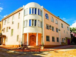 Victory (улица Чехова No:38, Феодосия), otel  Feodosya'dan (Kefe'den)