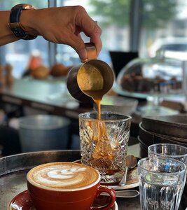Kaffee Frech (Gubelstrasse No:7, Zug), restoran  Zug'dan