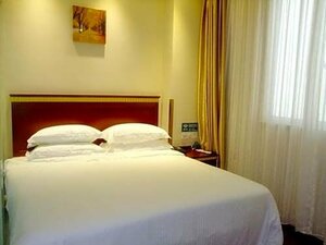 GreenTree Inn Tianjin Huanghe Ave Guangkai Metro Station Express Hotel (China Railways, Tianjin Station), otel  Tianjin'den