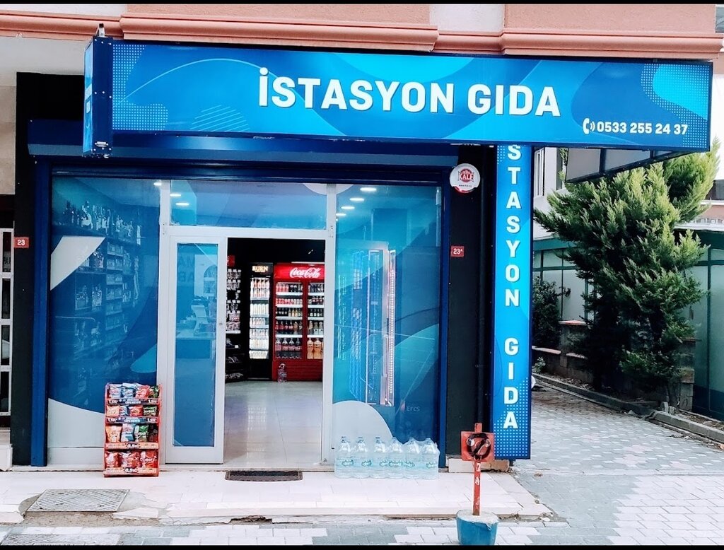 Alkollü içecekler İstasyon Tekel Bayi, İstanbul, foto