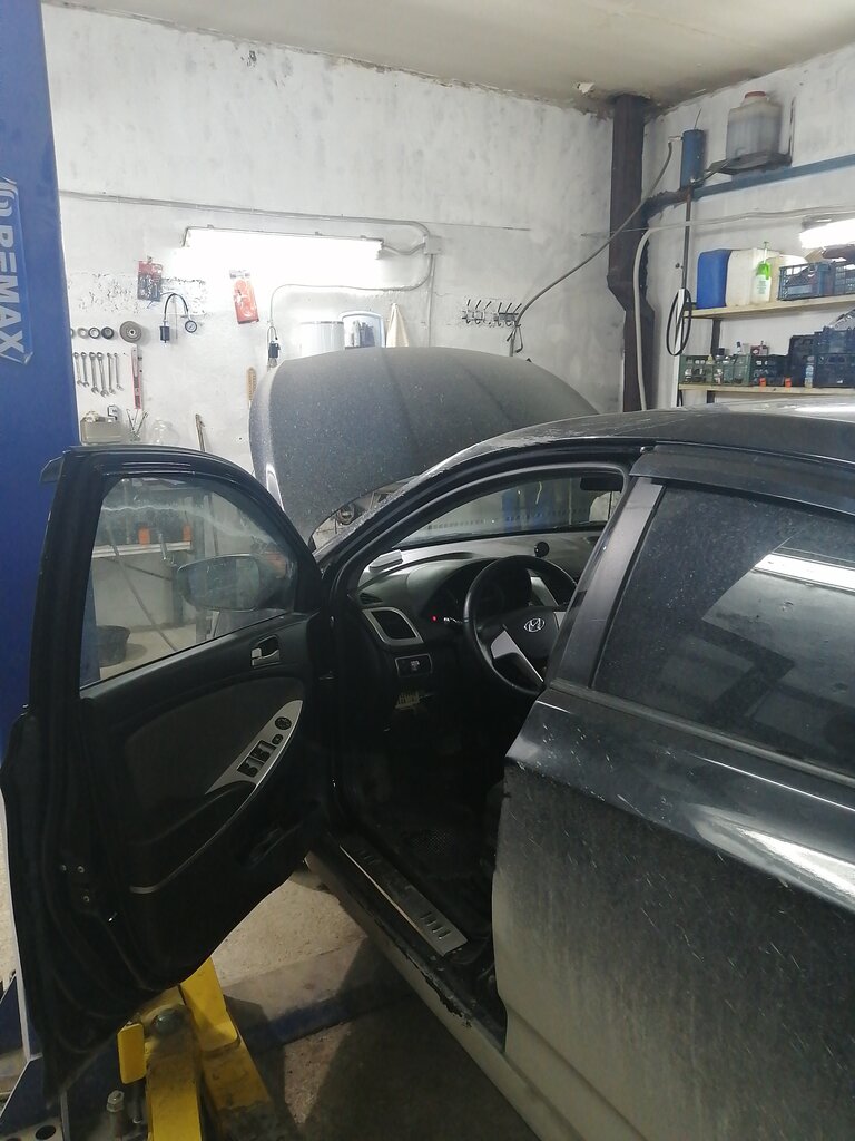 Otomobil servisi Leader Auto, Yekaterinburg, foto