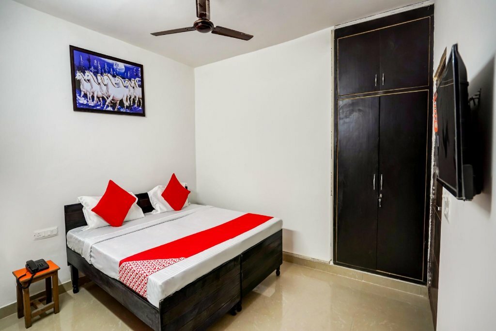 Otel Oyo 75287 Pubg Residency, Delhi, foto