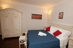 Lux Caracciolo (Via Caracciolo Francesco No:11, Naples), otel  Napoli'den