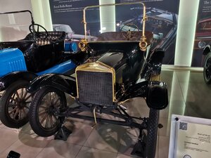 Sharjah Classic Car Museum (12, Al Dhad Road, Sharjah), müzeler ve sanat galerileri  Sharjah'tan