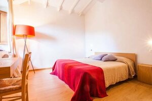 Podere Castellare (Lazio, Rieti, Via Case Sparse, 12), otel  Toskana'dan