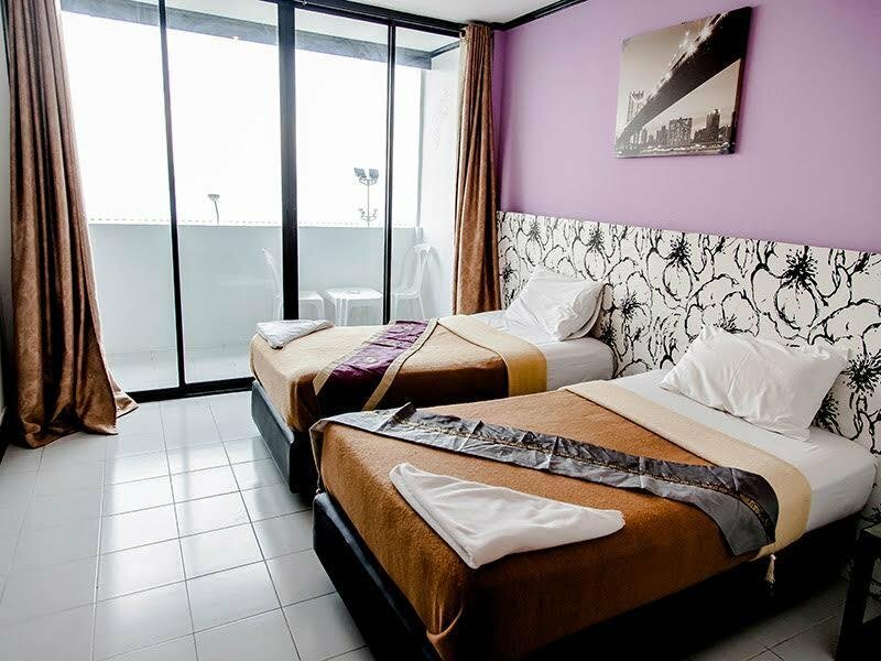 Otel BarFly Pattaya, Pattaya, foto