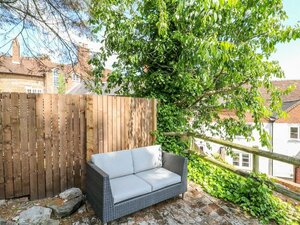 Lion House (England, Staffordshire County, Buxton Road), otel