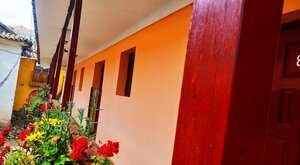 Anais y Nicolas Hostel (Provincia del Cusco, Cusco), otel  Cusco'dan