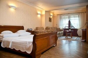 Hotel Dwa Ksiezyce (Lublin Voivodeship, Powiat Puławski, Kazimierz Dolny), otel  Kazimierz Dolny'den
