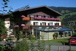 Wellness Pension Hollaus (Steiningerfeld No:6, Kirchberg in Tirol), otel  Tirol'den