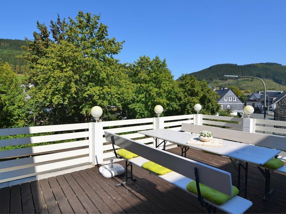 Kısa süreli konaklama Modern and Stylishly Furnished Attic Apartment in the Sauerland, Kuzey Ren‑Vestfalya, foto