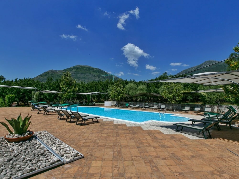 Otel Belvilla by Oyo Mandarino, Campania, foto