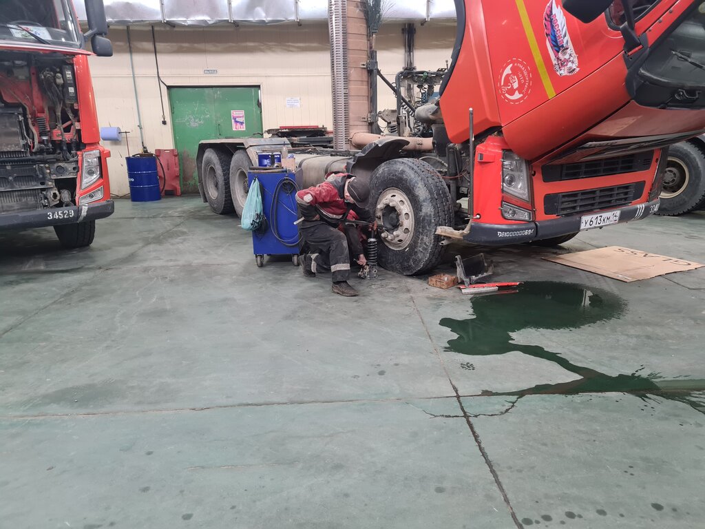 Otomobil servisi Ленские авторемонтные мастерские, Lensk, foto