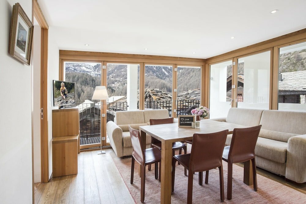 Otel Restaurant - Hotel Sonnmatten, Valais, foto