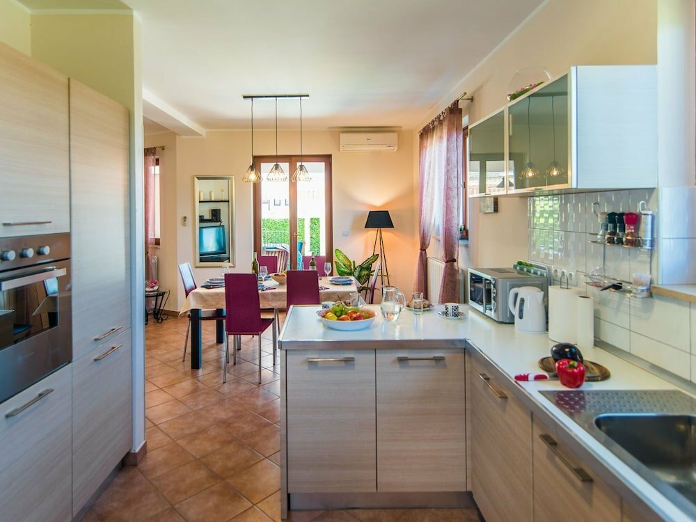 Otel Modern Villa in Rovinj With Private Swimming Pool, Dünya, foto