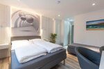 Messe-Hotelzimmer-Einzimmerappartement (Weiherstraße No:13, Leverkusen), otel  Leverkusen'den