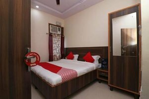Oyo 23157 Grand Sudershan Hs (State of Uttar Pradesh, Agra), otel  Agra'dan