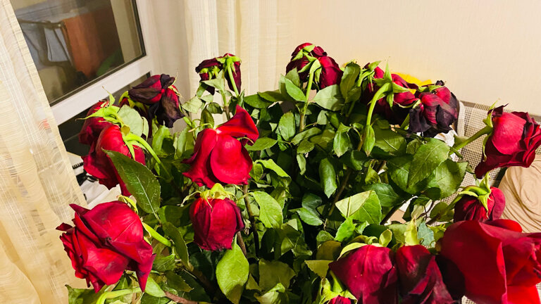 Çiçekçiler Tsvetochny sklad, Tiumen, foto