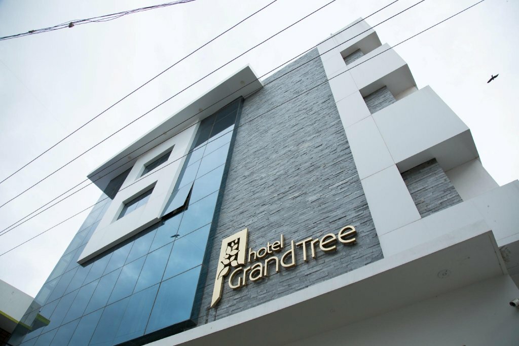 Otel Hotel Grand Tree, Koyamutthur, foto