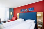 H+ Hotel Koeln Bruehl Ex. Ramada Hotel Bruhl-Koln (North Rhine-Westphalia, Rhein-Erft-Kreis, Römerstraße, 15), otel  Kuzey Ren‑Vestfalya'dan