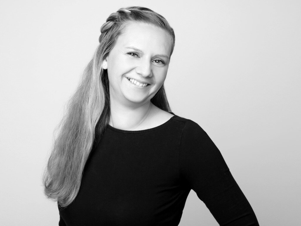 Banka Wüstenrot Bausparkasse: Karin Holzapfel, Potsdam, foto