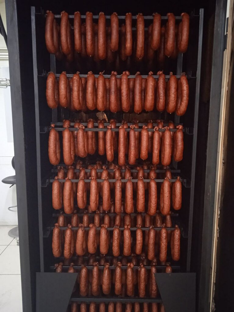 Toptan et ürünleri Мясной двор, Omskaya oblastı, foto