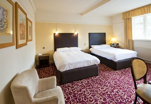 Otel Castle And Ball by Greene King Inns, Wiltshire County, foto