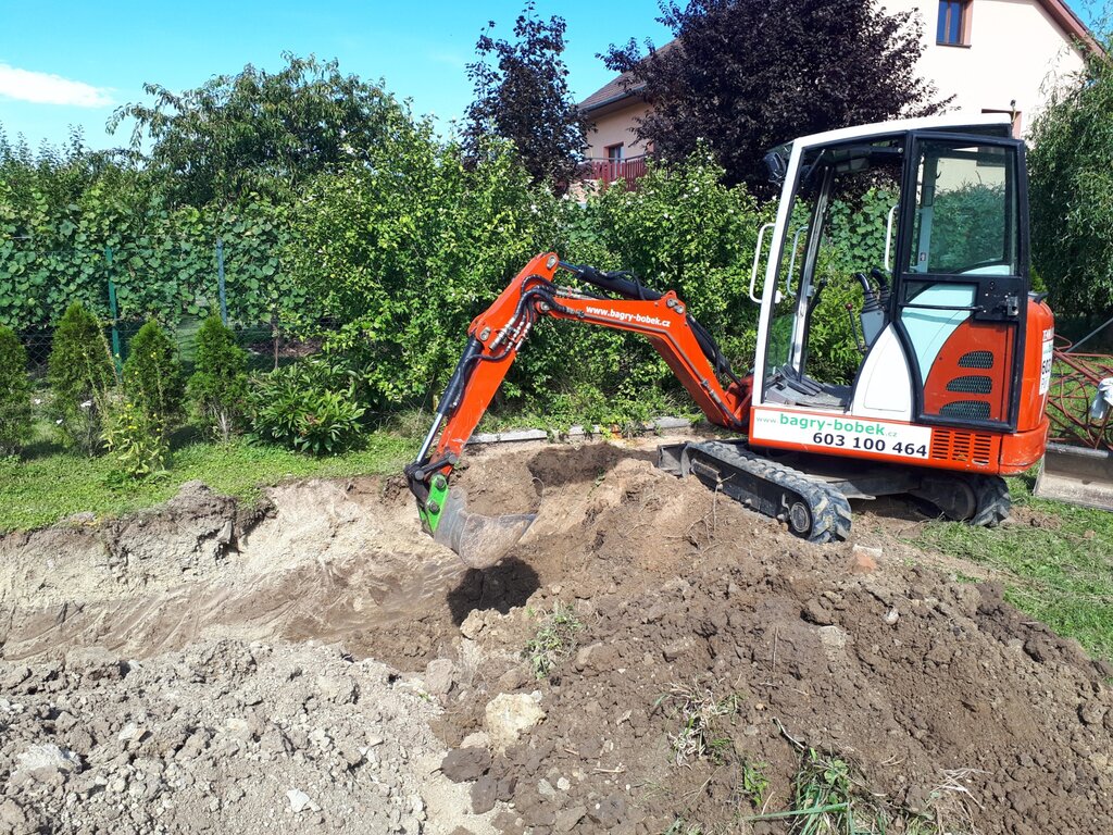 Araç römorkları Bagry-Bobek, Güney Moravya Bölgesi, foto