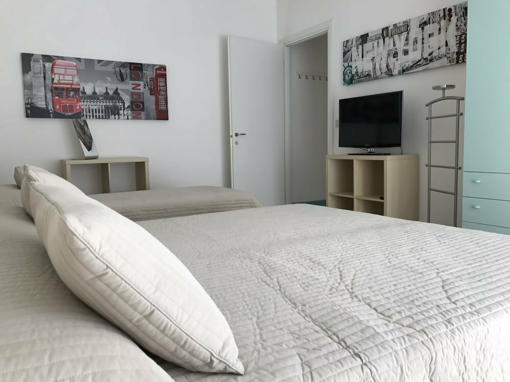 Otel Appartamenti Aquamarina, Dünya, foto