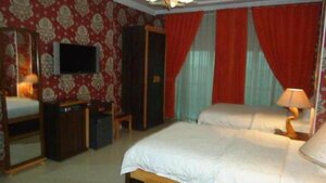 Hotel Dar El Aaz Jijel (Rue des Frères Ader No:1), otel  Jijel'den
