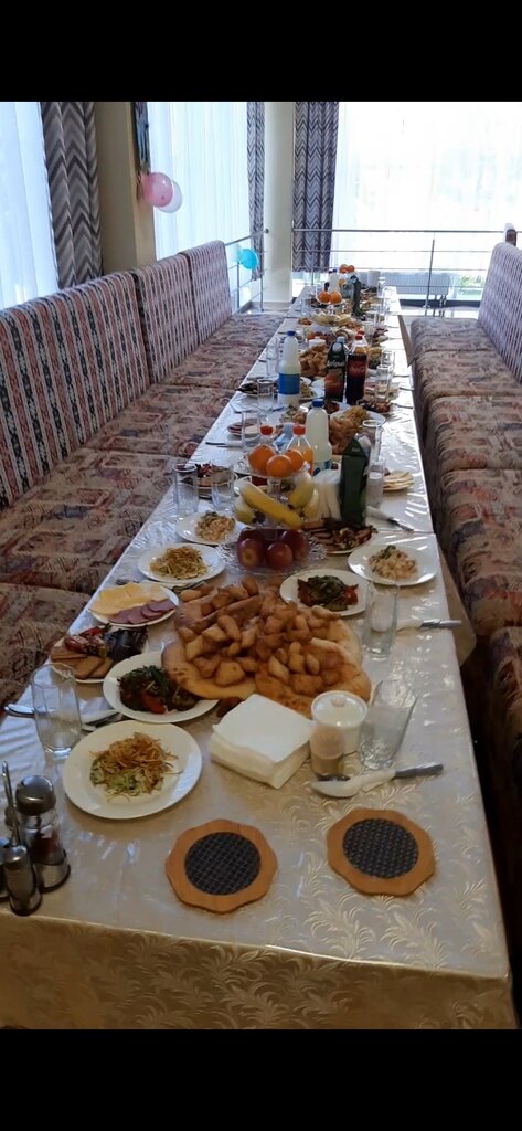 Kafe Чайхана бэрекэ, Koroliov, foto