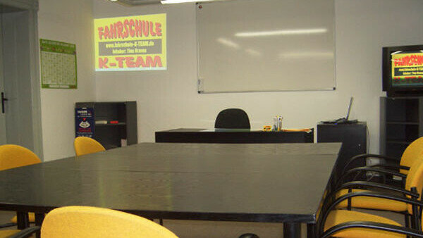 Sürücü kursları Fahrschule K-team Inh. Tino Krause, Saksonya, foto