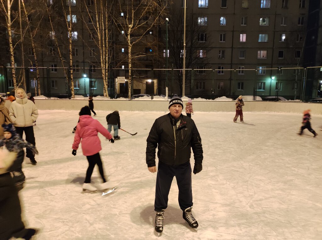 Buz pateni pistleri Ice rink, Saint‑Petersburg, foto