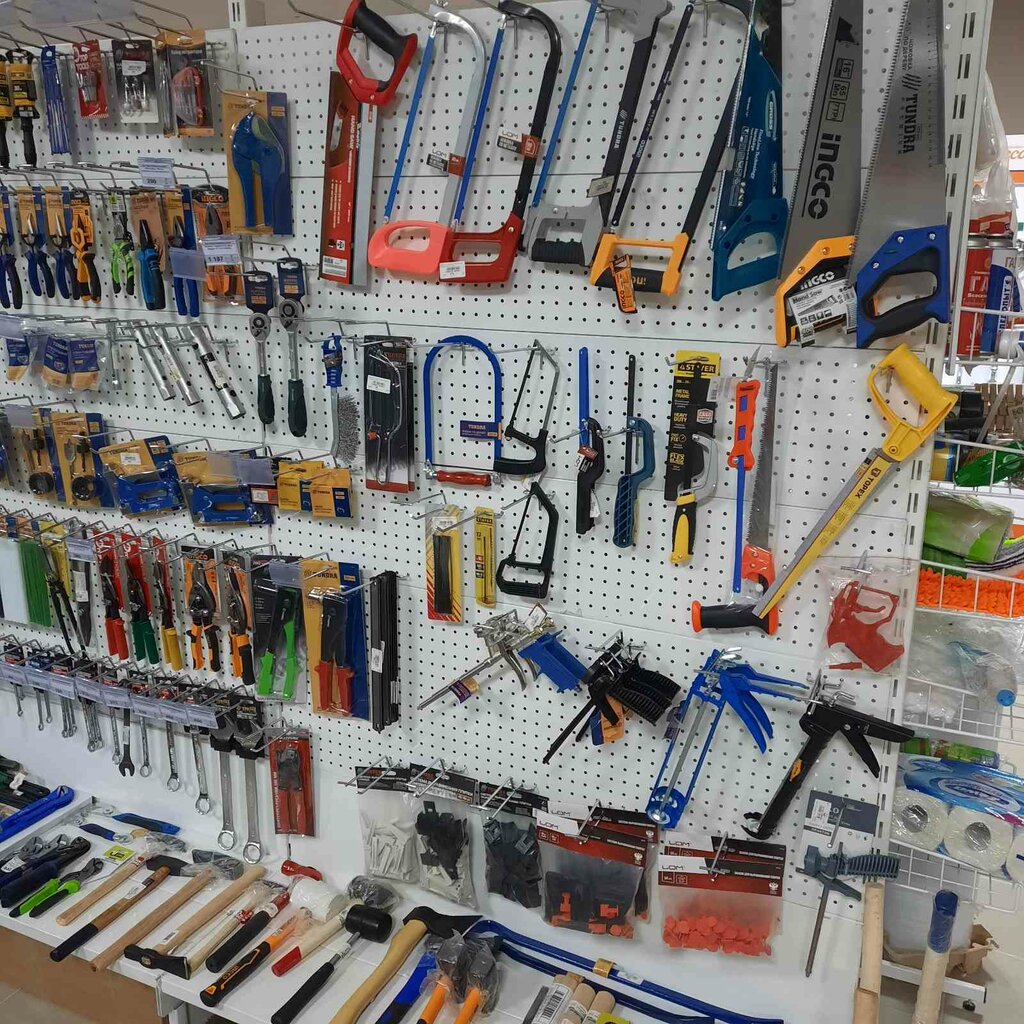 Yapı mağazası Vse Stroymaterialy, Tiumen, foto