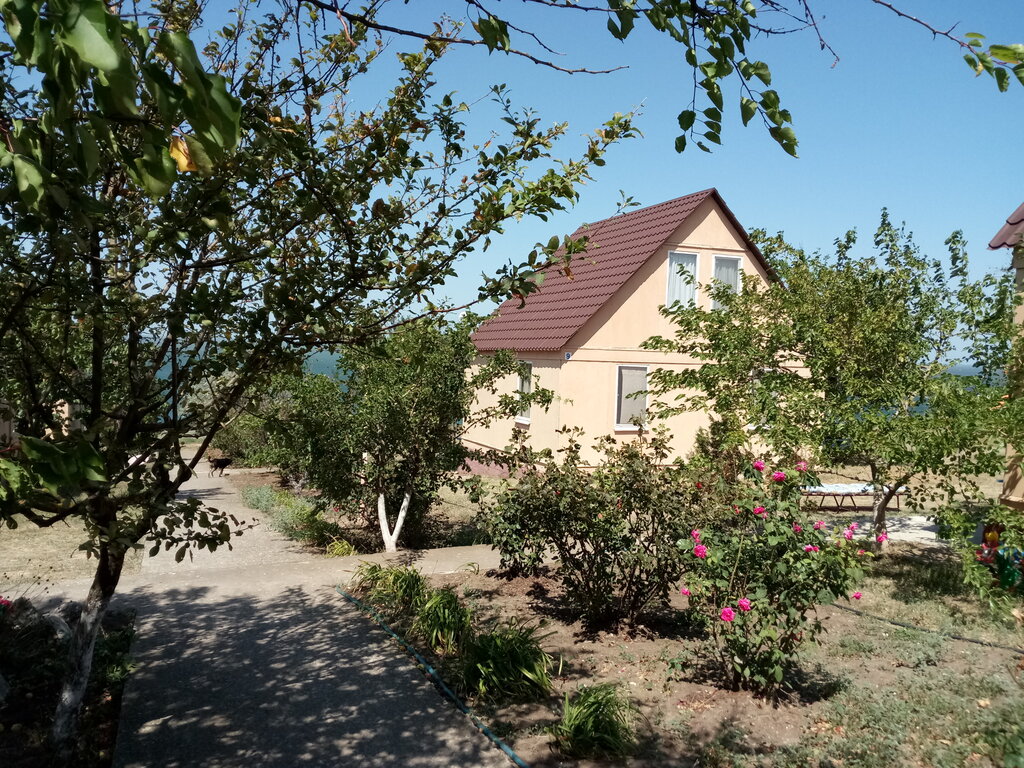 Resort oteller, tesisler Baza otdykha Azov, Kırım Cumhuriyeti, foto