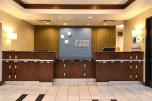 Otel Holiday Inn Express & Suites Greenfield, Greenfield, foto