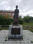 Дети войны (Shkolnaya ulitsa No:15А, selo Novaya Syda), anıt, heykel  Krasnoyarski krayından