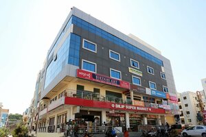 Oyo 6661 Aurum Abode (State of Telangana), otel  Dünya'dan